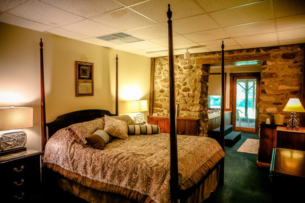 The Bally Spring Inn - Celebrate in a Beautiful Country Setting